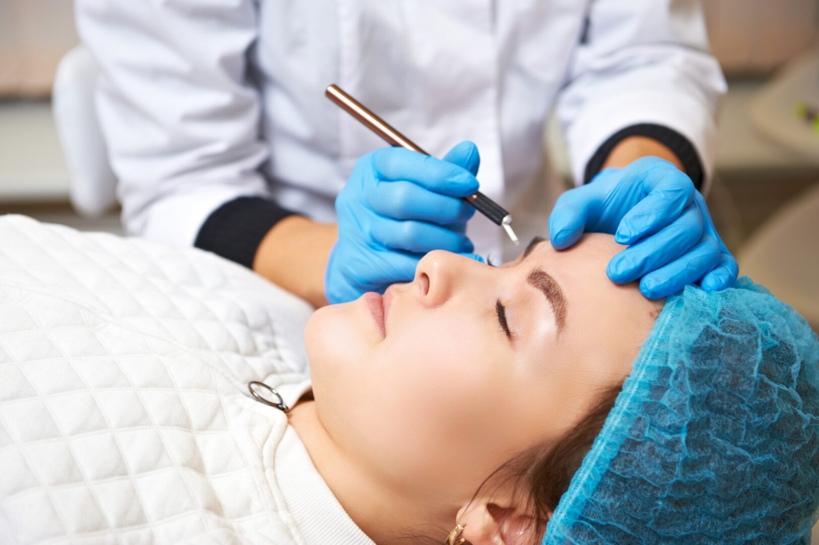 Microblading Cost, Risks, Pain & More | AMA